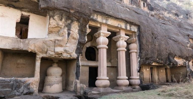 Sunga (185-73 BC) & Satavahana Dynasty (235 BC-200 CE)